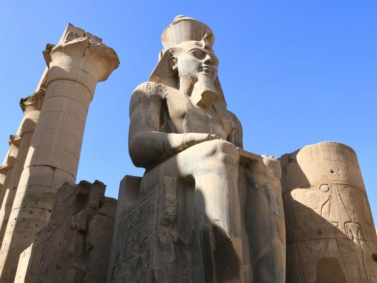 Arquitectura Egipcia: Descubre sus Misterios y Grandiosidad